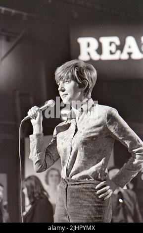 CILLA BLACVK UK pop singer on Ready, Steady,Go ! in 1966 Stock Photo ...