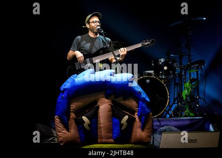 Jay Levine of Canadian pop music duo Prozzak, also known as Simon and ...