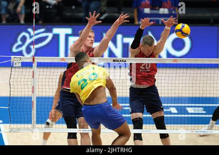 Block of USA with Kyle Ensing (USA) - David Smith (USA) and Torey ...