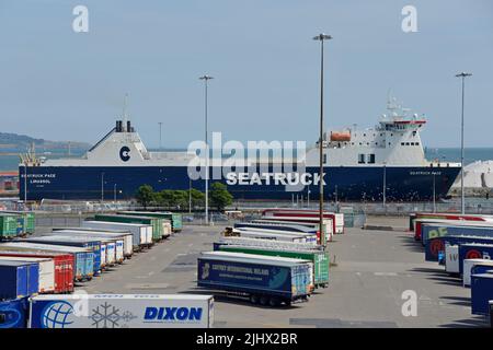 Seatruck Pace freight ferry loading in Dublin Port, Ireland, July 2022 ...