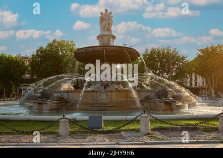 Fontain de la Rotonde with three sculptures of female figures ...