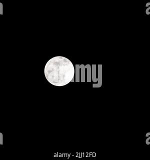 Moon Timelapse, Stock time lapse : Full moon rise in dark nature sky ...