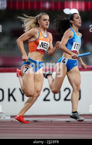 Lisanne de Witte participating in the 4x400 meters relay of the ...