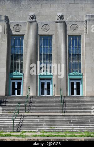 Stairs leading to the main entrance of the 1928 Freemason Masonic ...