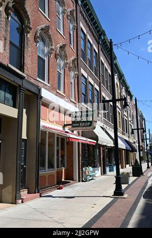 Buildings along Illinois Street in downtown Indianapolis, Indiana Stock ...