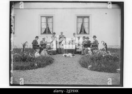 Family 7 people. Karl Persson Stock Photo - Alamy