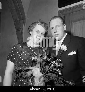 Bridal couple. April 6, 1959 Stock Photo - Alamy