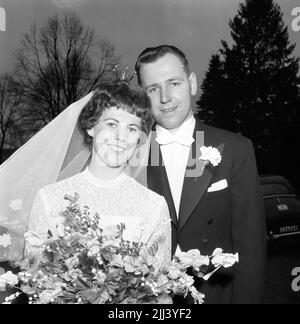 Bridal couple. April 6, 1959 Stock Photo - Alamy