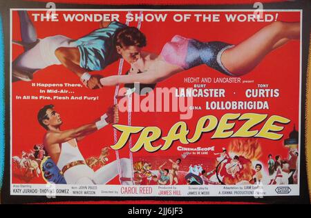 Tony curtis, Gina Lollobrigida and Burt Lancaster / Trapeze / 1956 directed by Carol Reed ...