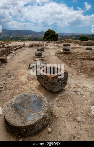 archaeological remains and buildings of the minoan temple and palace at ...