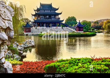 Ancient Chinese Pavilion Hall Four Auspicous Merits Pan Men Scenic Ares ...