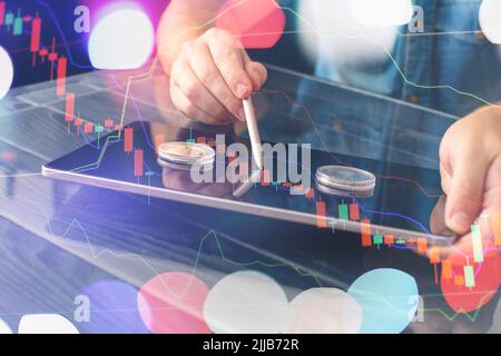 Businessman trading buying selling crypto currency bitcoin concept ...