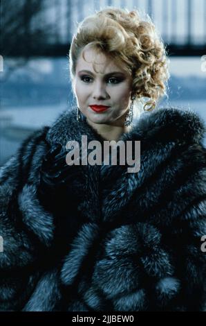 Die deutsche Schauspielerin Christine Zierl - Dolly Dollar während Dreharbeiten in Köln Stock ...