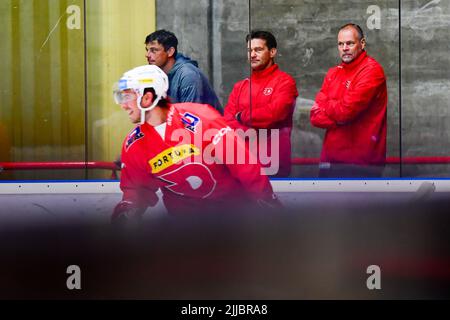 Pardubice, Czech Republic. 25th July, 2022. Prvni trenink na lede ...