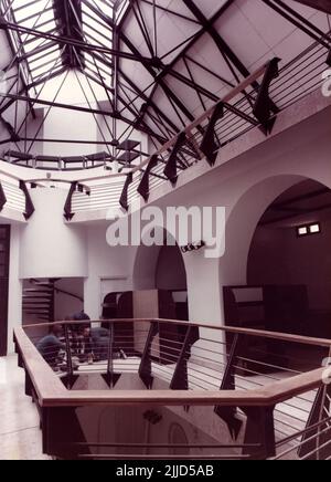 Elephant house. Photo of the Elephant House on Jókai Square. Kistelegdi ...