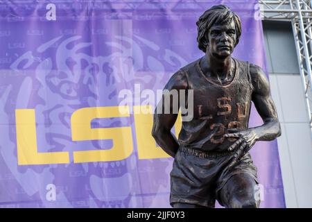 Baton Rouge, LA, USA. 25th July, 2022. Jackie Maravich poses with the ...