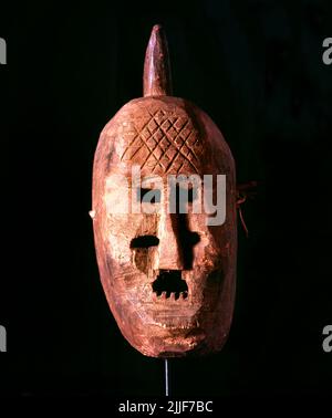 Thailand/China: Yao shaman's mask from northern Thailand representing ...