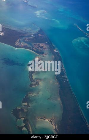 Overhead view of beach, The Bahamas Stock Photo - Alamy