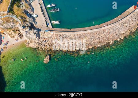 The beach in Vrbnik town on Krk Island, Croatia Stock Photo - Alamy