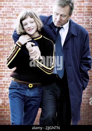 ELOISE LAURENCE, BROKEN, 2012 Stock Photo - Alamy