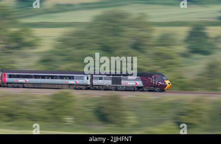 Crosscountry Trains class 43 high speed train power car 43208 panned ...