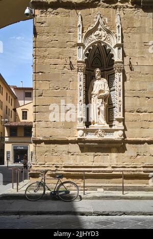 Statue of St Eligius, Orsanmichele, Florence Stock Photo - Alamy