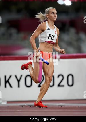Justyna Swiety Ersetic participating in the Belgrade 2022 World Indoor ...