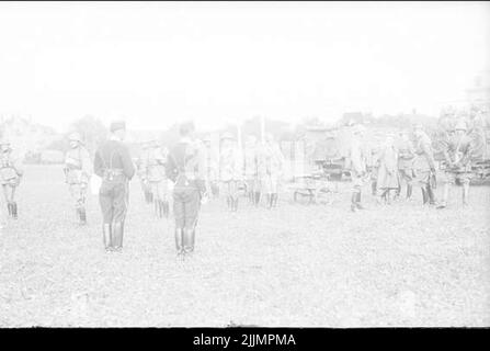 The cavalry inspector General Reinhold von Rosen thanks the regiment on ...