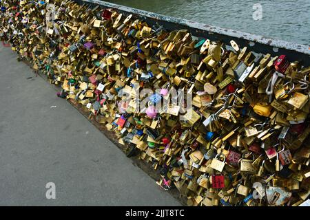 Locks on the bridge in Paris Stock Photo - Alamy