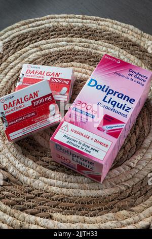 Pain Medicine Paracetamol Doliprane and Dafalgan Stock Photo - Alamy