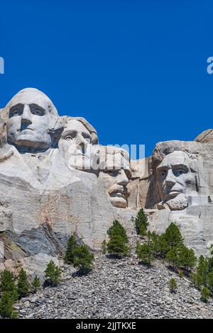 Mount Rushmore National Memorial depicts the U.S. presidents George ...