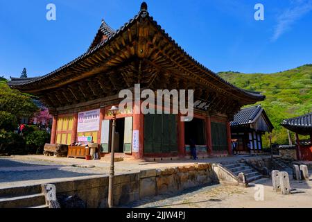 Seonamsa Buddhist temple, Suncheon, South Korea Stock Photo - Alamy