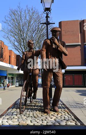 The Steelworkers sculpture, Scunthorpe town, Lincolnshire County ...