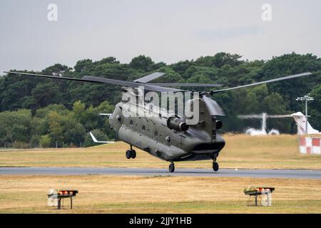 RAF Chinook Farnborough Airshow 2022 Stock Photo - Alamy