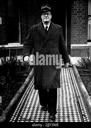 Britain's Atomic Expert. Professor Sir John Cockcroft. C.B.E., F.R.S ...