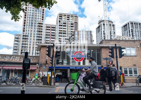 White City Underground station, White City, Shepherd's Bush, London W12 ...