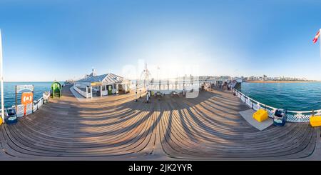 360° view of 360 photo Brighton Palace Pier UK - Alamy