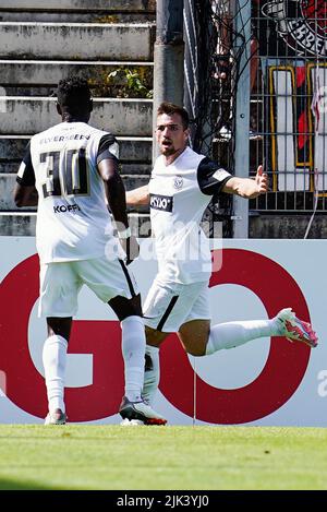 Spiesen Elversberg, Germany. 30th July, 2022. Soccer: DFB Cup, SV ...