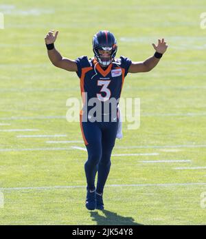 Englewood, Colorado, USA. 29th July, 2016. Denver Broncos QB PAXTON ...