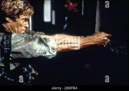 Willem Dafoe Film: Clear And Present Danger (USA 1994) Characters: John ...