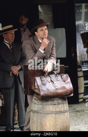 Gordon Tootoosis, Anthony Hopkins & Julia Ormond Film: Legends Of The ...