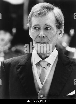 KING RALPH, Peter O'Toole, 1991 Stock Photo - Alamy