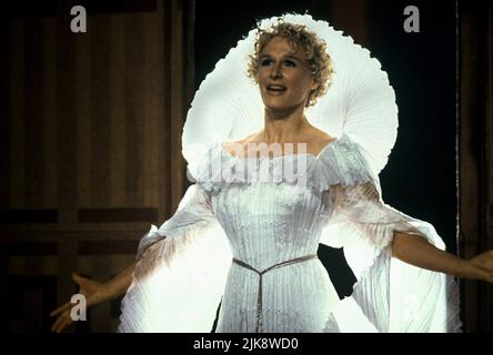 Istvan Szabo & Glenn Close Film Meeting Venus (1991) Characters ...