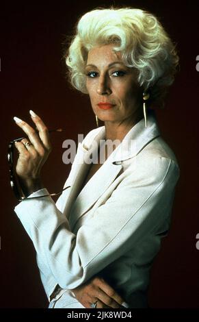 THE GRIFTERS 1990 Palace film with from left Anjelica Huston, John ...
