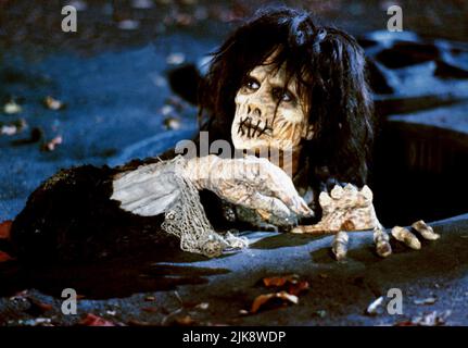 ZOMBIE SCENE, HOCUS POCUS, 1993 Stock Photo - Alamy