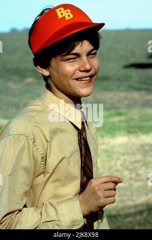 What's Eating Gilbert Grape Leonardo DiCaprio, Johnny Depp, Juliette ...