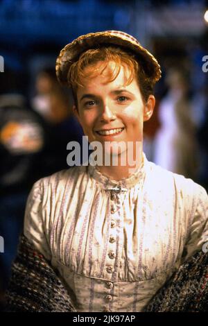 LEA THOMPSON, BACK TO THE FUTURE PART II, 1989 Stock Photo - Alamy