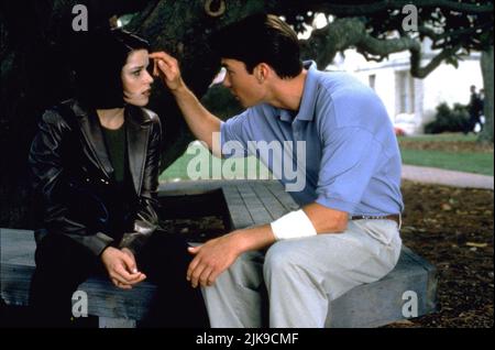 Neve Campbell & Jerry O'Connell Film Scream 2 (USA 1997) Characters ...
