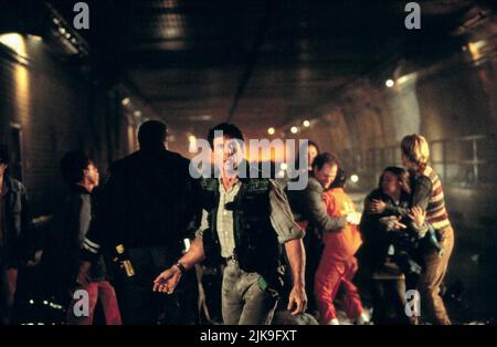 Sylvester Stallone Film Daylight (USA 1996) Characters: Kit Latura ...