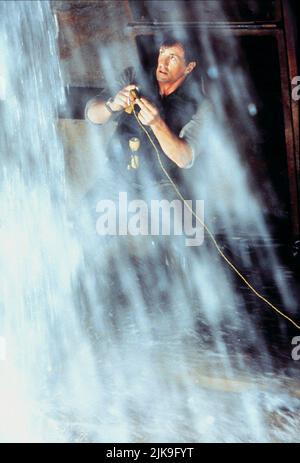 Sylvester Stallone Film Daylight (USA 1996) Characters: Kit Latura ...